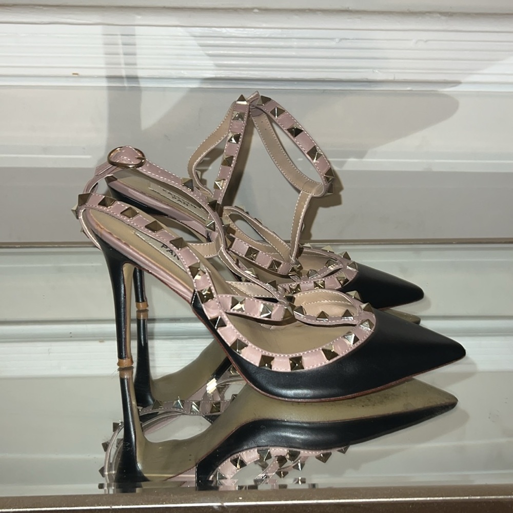 Kaitlyn Pan Studded Heels Size 37 1/2 - Gem